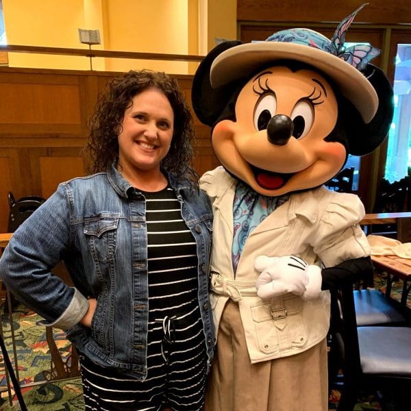 Disney Summit Cheer Competition: Insider Tips & Facts | Disney Blog